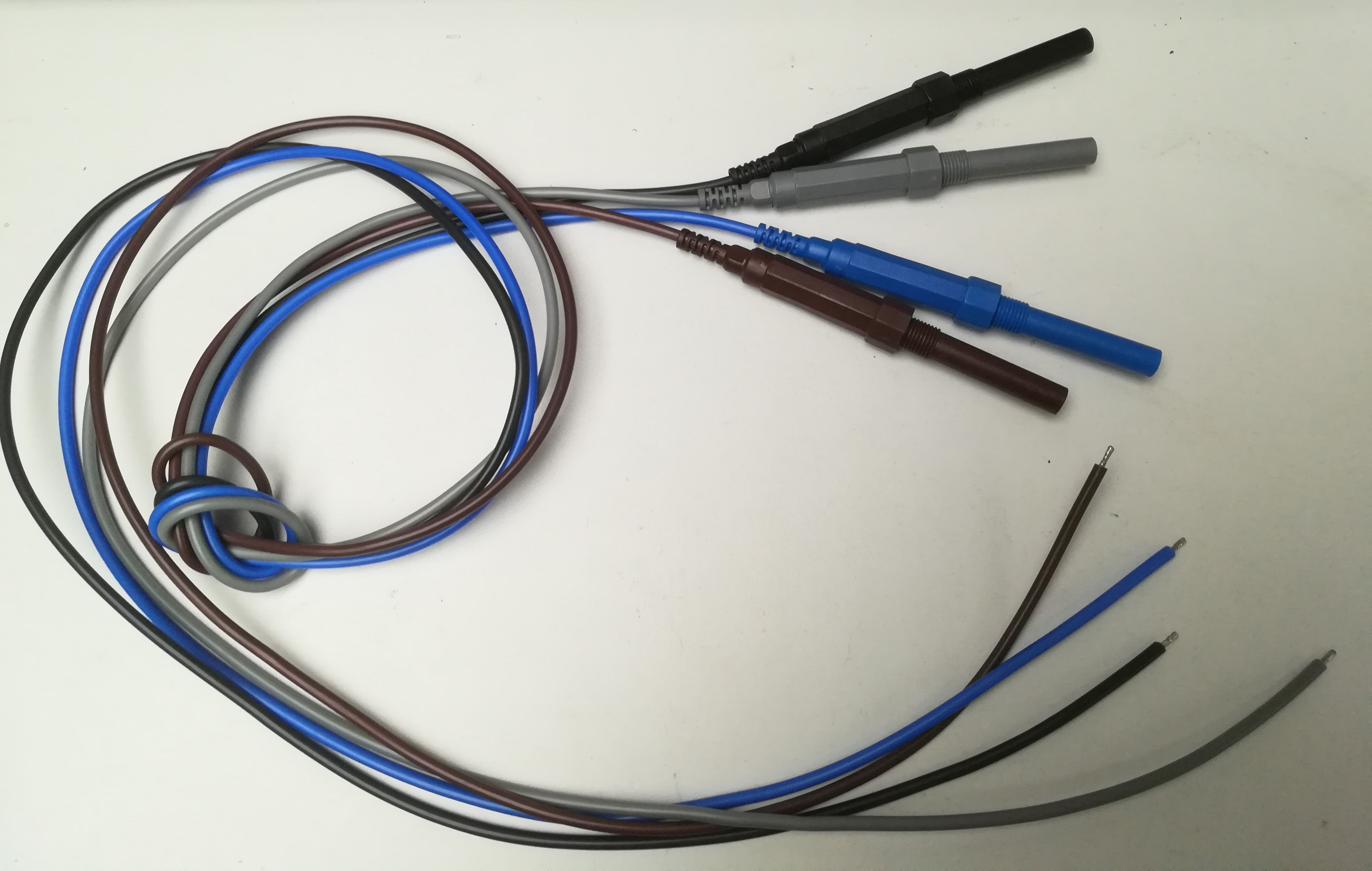 Screw-in Voltage Lead Extensions (1m) – Electrocorder